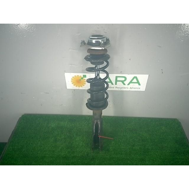 ハイゼット EBD-S331V 右Fストラット カーゴスペシャル 4WD W19 ショウワ 48510-B5013 48510-B9200 ...