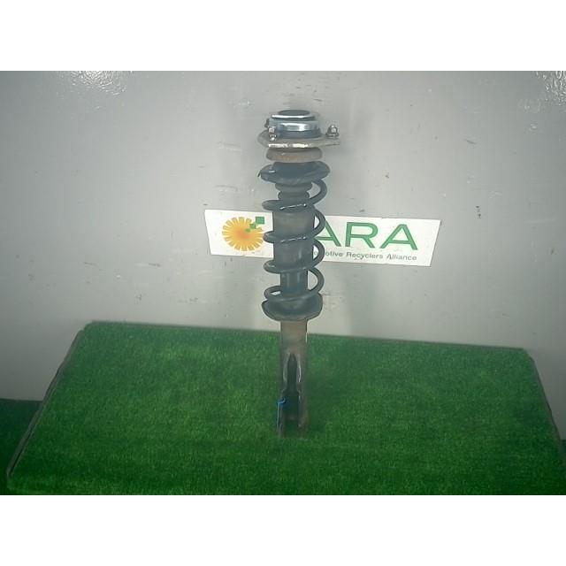 ハイゼット EBD-S331V 左Fストラット カーゴスペシャル 4WD W19 ショウワ 48520-B5013 48520-B9200 ...