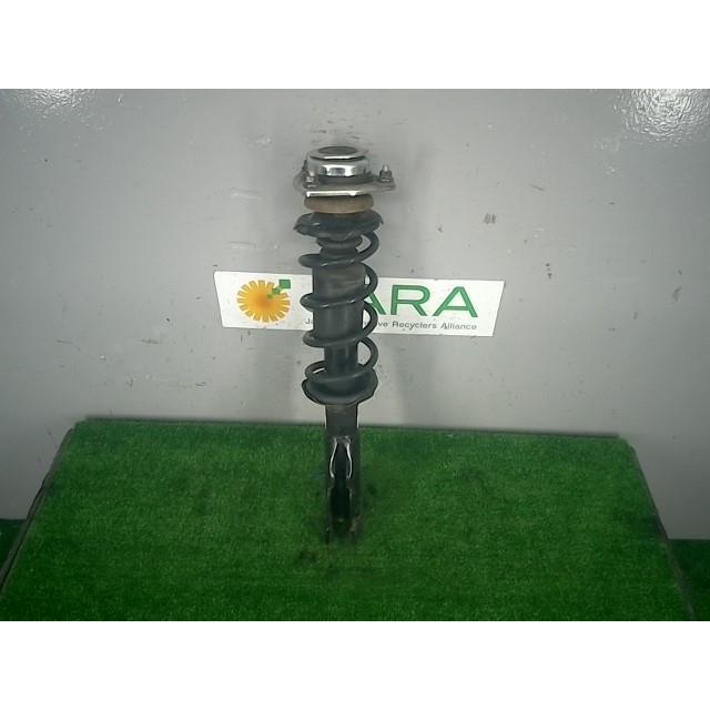 ハイゼット EBD-S331V 左Fストラット カーゴデラックス 4WD W19 ショウワ 48520-B5013 48520-B9200 ...