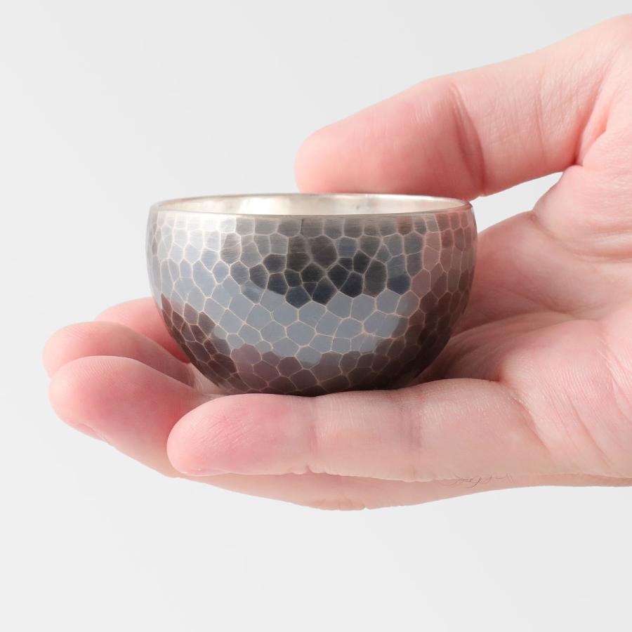 清雅堂 鎚起銅器|酒器|手作り銅器「ぐい呑み」黒虎(口径58mm 清雅堂 鎚起銅器|酒器|手作り銅器「ぐい呑み」黒虎(口径58mm