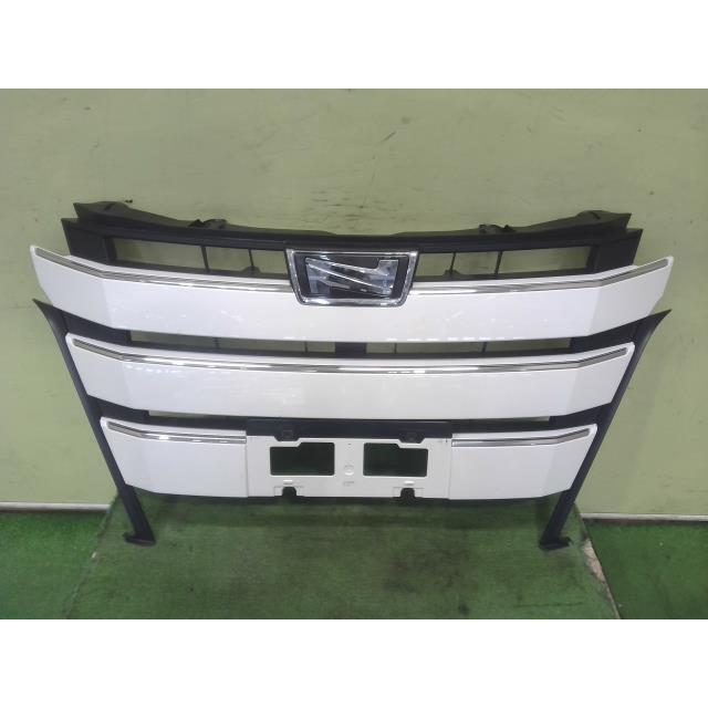 NOAH 中古 ノア DBA-ZRR85G ラジエータグリル 3ZR-FAE 070 53101-28670-A0 : シマ商会 - 通販 - Yahoo!ショッピング