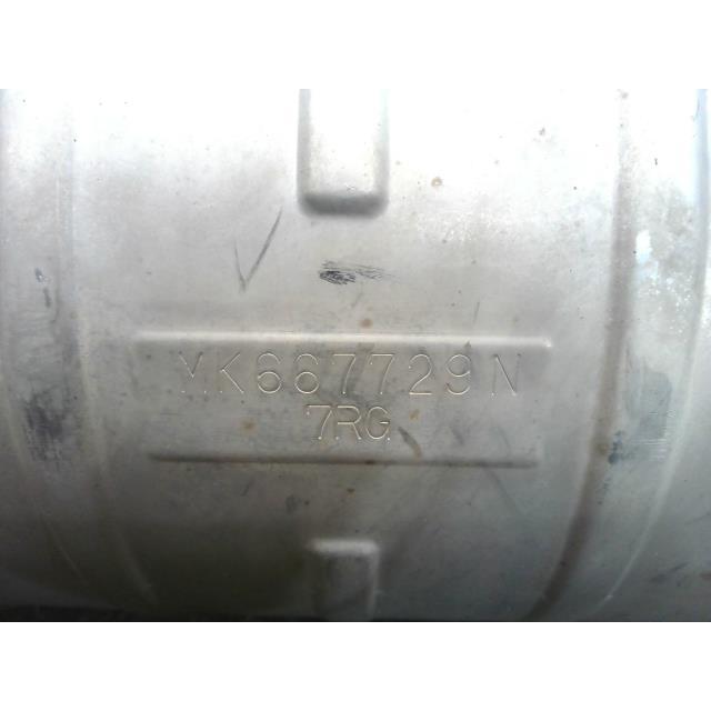 キャンター TPG-FBA20 触媒 4P10-T2 MK667729 中古 : シマ商会 - 通販 - Yahoo!ショッピング