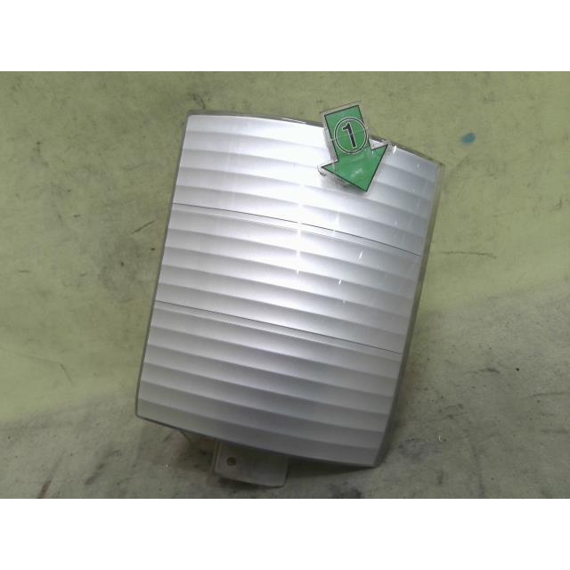 中古 キャンター TKG-FEA20 右クリアランスランプ 4P10T 422-37093 MK580530 : シマ商会 - 通販 - Yahoo!ショッピング