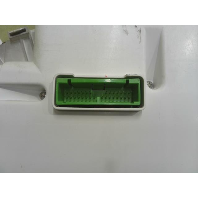 中古 いすゞ大型車 PKG-CXZ77K8 スピードメーター 6UZ1T 8-98107-879-1 : シマ商会 - 通販 - Yahoo!ショッピング