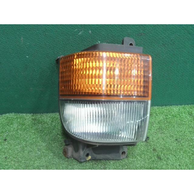 中古 UD日産大型車 KL-CD55J 右クリアランスランプ RH8 3376 26120-00Z08 : シマ商会 - 通販 - Yahoo!ショッピング