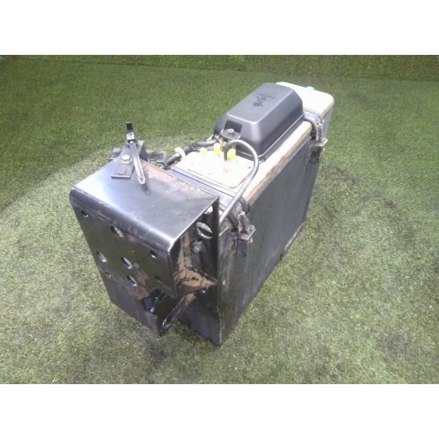 中古 UD日産大型車 QKG-CG5ZA アドブルタンク/識別センサー:17291-00Z7A/走行:627 GH11T 17203-00Z9A : シマ商会 - 通販 - Yahoo!ショッピング