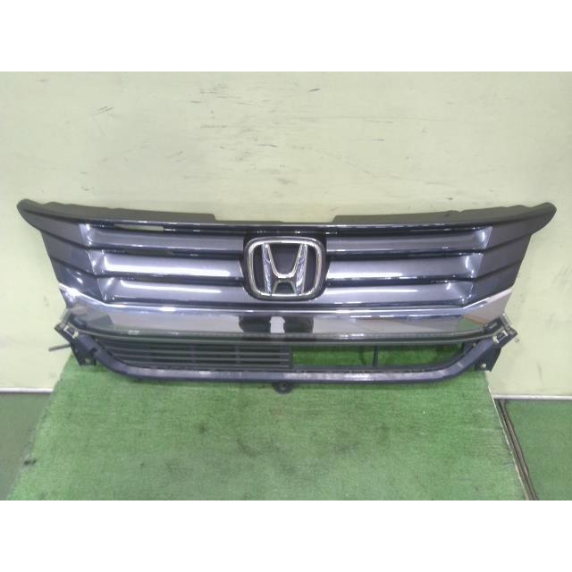 N-WGN 中古 N−WGN DBA-JH1 ラジエータグリル S07A NH624P 71126-T6G-J01 : シマ商会 - 通販 - Yahoo!ショッピング