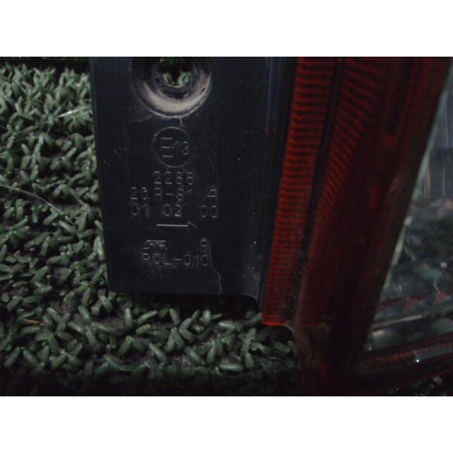 オッティ DBA-H92W 右テールランプ RCL-010 26550-6A01K : 230131000215500 : nomo10 ヤフーショップ - 通販 - Yahoo!ショッピング