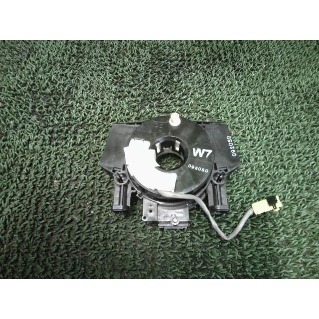 キューブ DBA-Z12 スパイラルケーブル B5567-JS40E B5567-JS59D : 230524000769950 ...