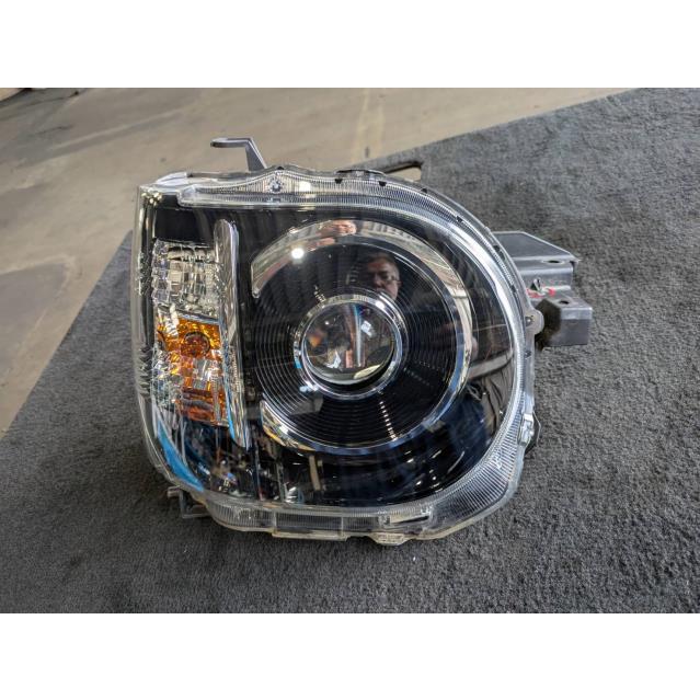 ミラ（ダイハツ） ミラトコット DBA-LA550S 右ヘッドランプ ヘッドライト LED 100-6906 81130-B2710 プラ部分一部割れ有り : nomo10 ヤフーショップ ...
