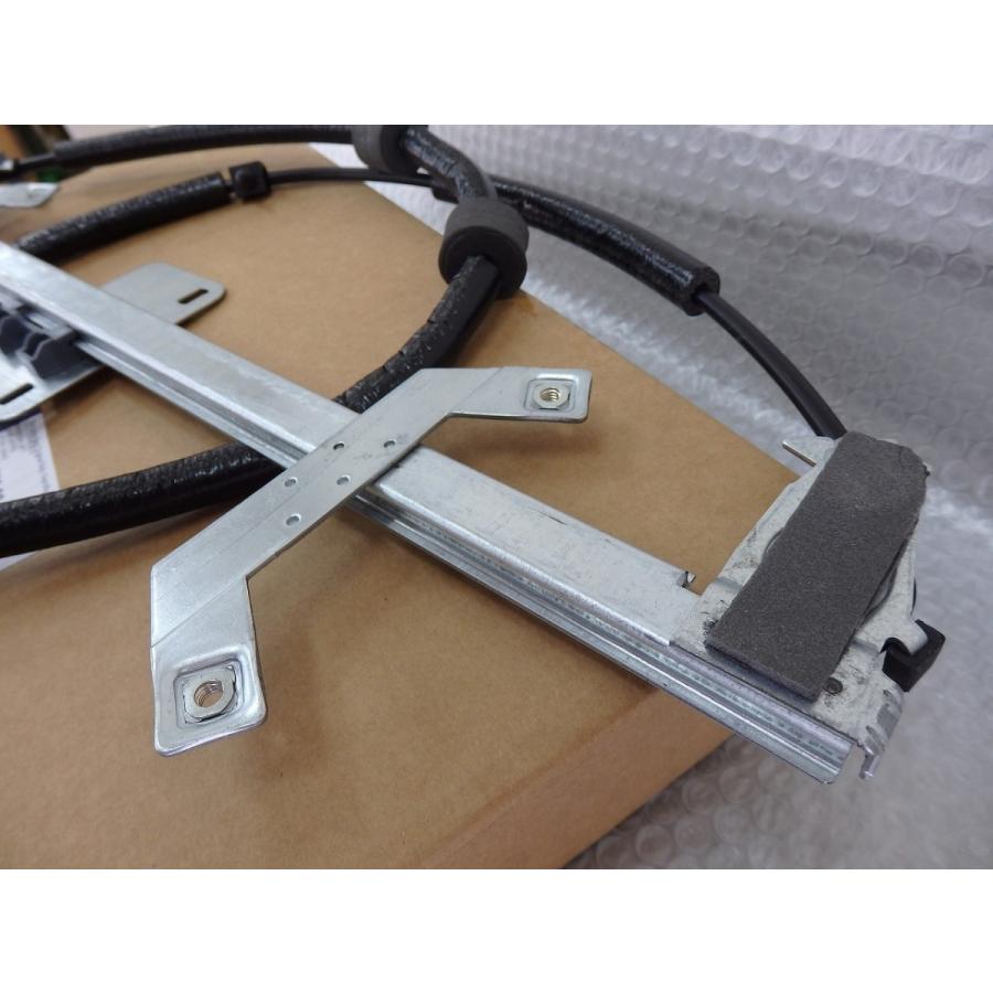 A4637300846 ウィンドウレギュレーター 右リア メルセデスベンツ純正部品・新品 :mbe-a4637300846:Norauto ...