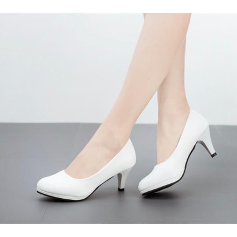 パンプス レディース ポインテッドトゥ ヒール 3cm 5cm 7cm PU シンプル 歩きやすい おしゃれ OL 通勤 結婚式 美脚 全2色 黒 白 : NUMAQLO - 通販 ...