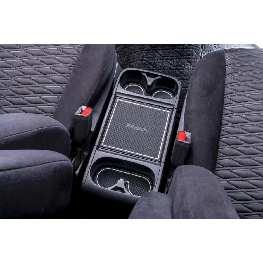 WANGAN357 CV1W デリカ D:5 後期 蓄光 インテリアラバーマット / D5 ゴムマット ドリンクホルダー マット ラバーマット 357b087 : わくわくファイネスト ...