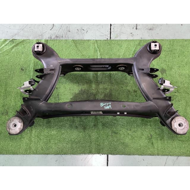 ベンツ Cクラス RBA-205042 リアメンバー C200アバンギャルド AMGライン : 岡野自動車商会ショップ - 通販 - Yahoo!ショッピング