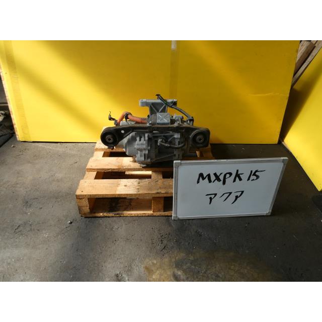 アクア 6AA-MXPK15 デフギア : 230615000548310 : 岡谷エコ・アソートELVパーツ - 通販 - Yahoo!ショッピング