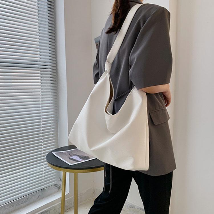 バック 鞄 かばん カバン ショルダー ワンショルダー 肩がけ PU A4 大容量 軽量 大きめ 秋 ワンショルダーバッグ フリーサイズ きれいめ キ : NSショップ - 通販 ...