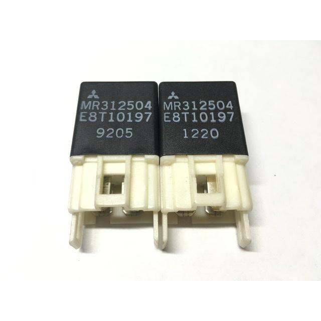 ミツビシ リレー 2個 12V 未テスト 車から 純正 MR312504 MITSUBISHI E8T10197 : OKATA ...