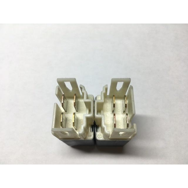 ミツビシ リレー 2個 12V 未テスト 車から 純正 MR312504 MITSUBISHI E8T10197 : OKATA ...