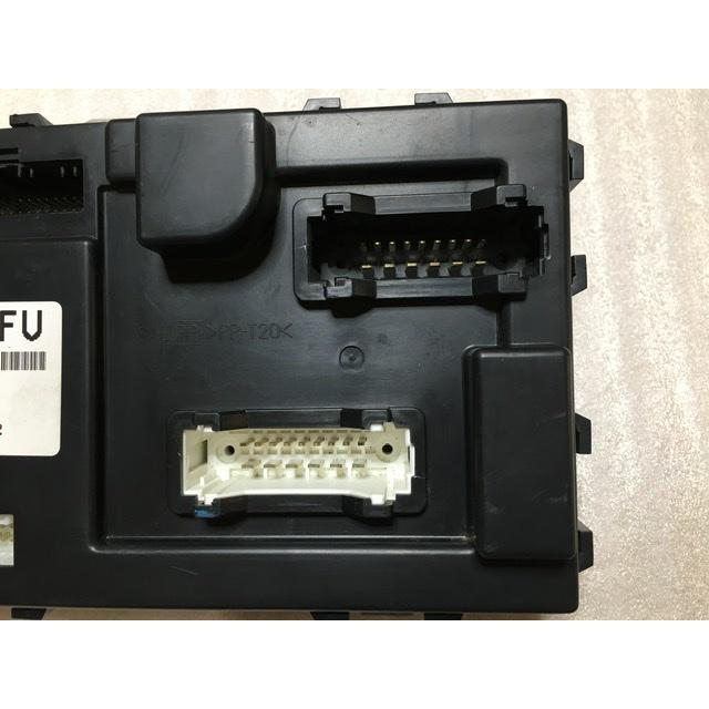 BCM コンピューターー マーチ K13 ニッサン 純正 116RI-000182 ステー 付き : OKATA Recycle Parts - 通販 - Yahoo!ショッピング