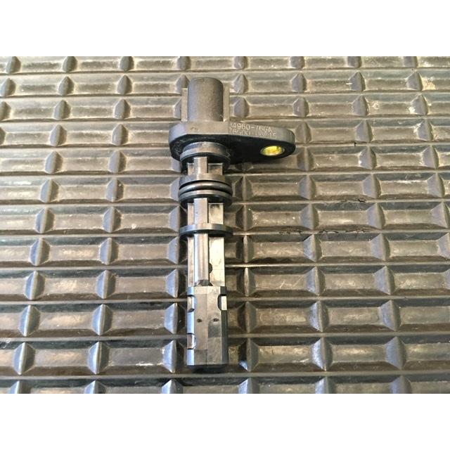 スピード 車速 センサー ワゴンR MH21S スズキ 純正 K6A AT 90512km 34960-76G00 34960-76GA ...