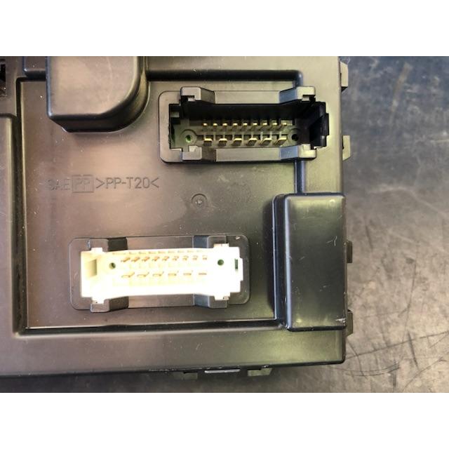 BCM コントロール リレー セット マーチ K13 ニッサン 284B11HH3A カルソニックカンセイ : OKATA Recycle Parts - 通販 - Yahoo!ショッピング