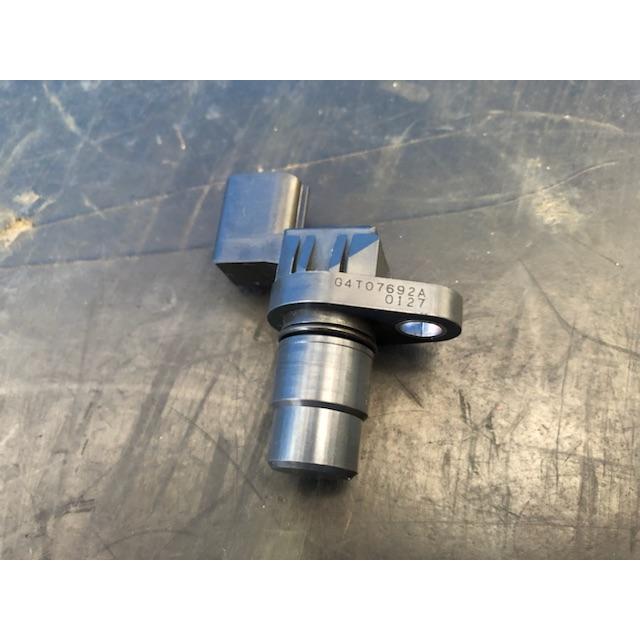 スピード 車速 センサー パッソ KGC30 トヨタ 純正 1KR-FE AT FF 91107km 89413-97202 ...