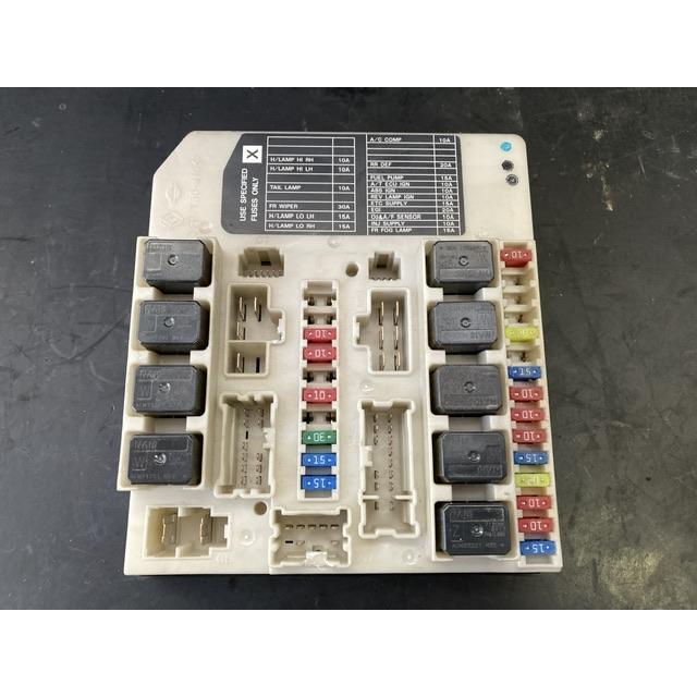 IPDM ヒューズ リレー ボックス ノート E11 ニッサン 284B7-1V10B 電源 管理 BOX : OKATA Recycle Parts - 通販 - Yahoo!ショッピング