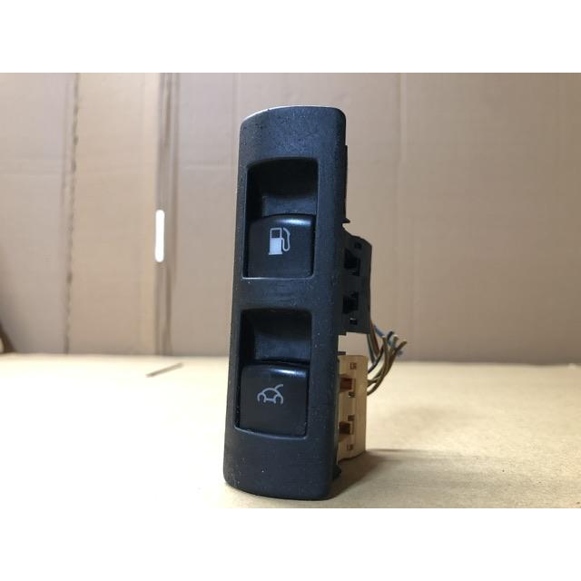 給油口 トランク オープナー スイッチ ニュービートル 9CAZJ フォルクスワーゲン VW 1C2 959 551 1C2 959 515 ...