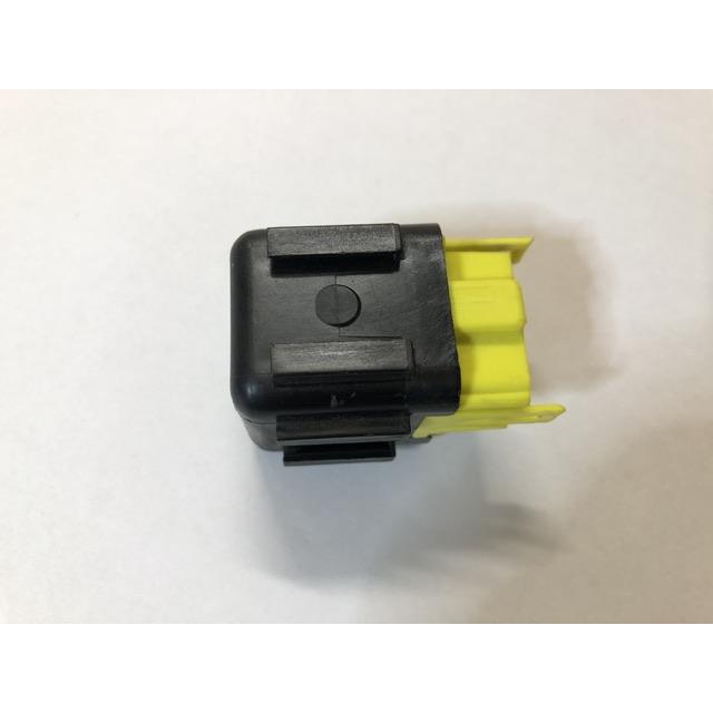 マツダ系 リレー 1個 未テスト 純正 DENSO 056700-6381 : OKATA Recycle Parts - 通販 ...