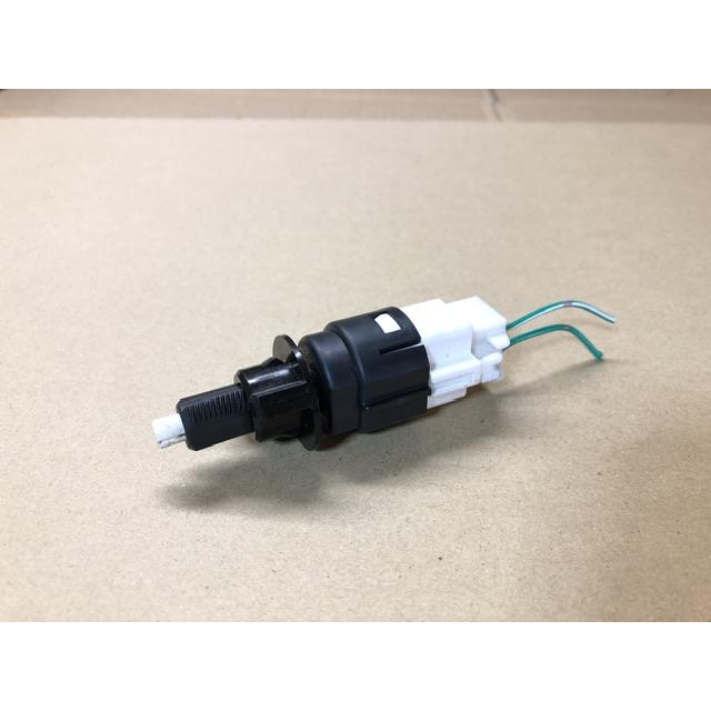 ブレーキ ランプ スイッチ ペダル 検知 SW ミラ L275S ダイハツ 純正 KF-VE 84340-B2010 : 24110822ss ...
