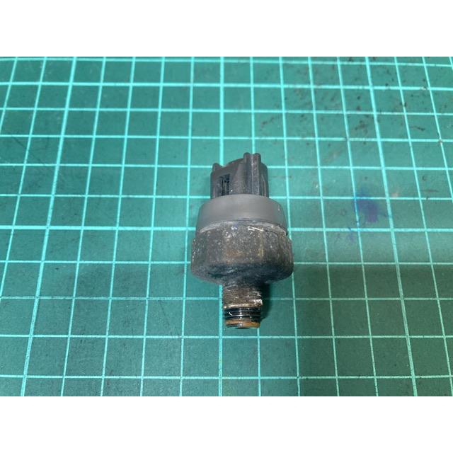 オイル プレッシャー スイッチ ミライース LA300S ダイハツ KF-VE3 83530-B2010 油圧 センサー : OKATA ...