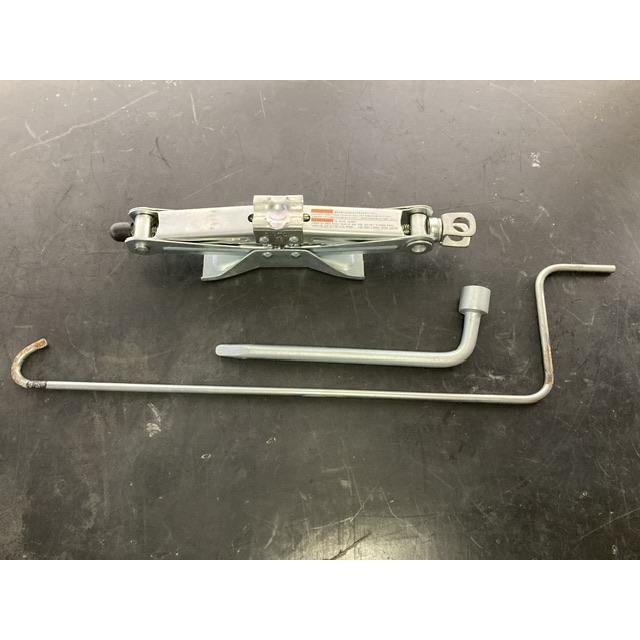 車載 工具 セット エブリィ DA64V スズキ 89910-79A02 89931-77A00 09816-00176 ジャッキ ボルト回し ...