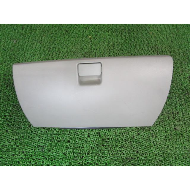 スクラム EBD-DG64V グローブボックス 1A12-64-030A RH ベージュ /50102 : 有限会社大村自動車商会 - 通販 - Yahoo!ショッピング