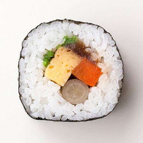 ブランド登録なし 田舎巻芯 1パック(750g/10本入) 太巻き 新鮮なたまご使用 大分メイドの巻き芯ロール 巻き寿司の具 大分県由布市 吉田喜九州 : おんせん県おおいた online ...