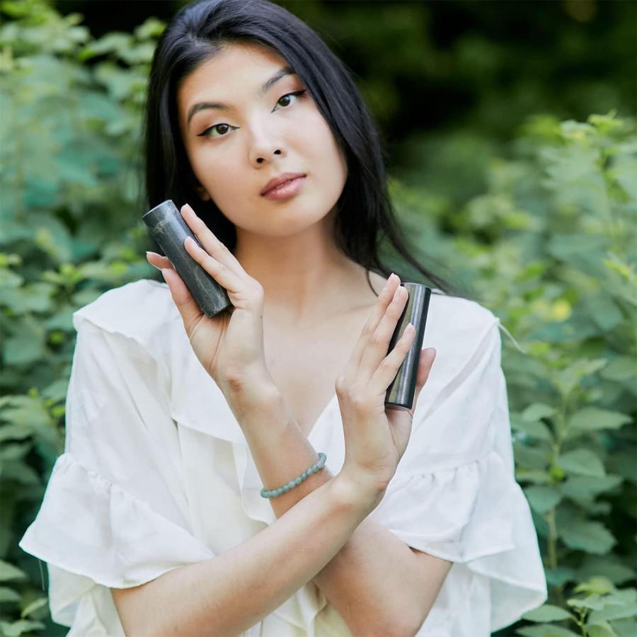 カレリアヘリテージ シュンガイト ヒーリングロッド ソープストーンロッド セット HCP1 Karelian Heritage ロシア カレリア共和国産 シュンガ石 水 ペンダント : オレ ...