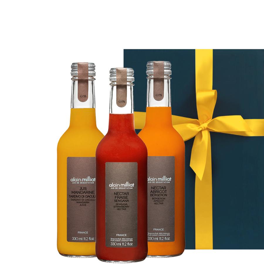 お歳暮 冬ギフト フルーツ ジュース 詰め合わせ ノンアルコール ストレート果汁 100% ブドウ 330ml 3本 リボン付き 送料無料 : og00-amnj3 : ワインとギフトの専門 ...