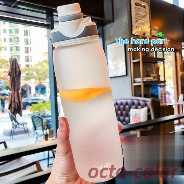 大容量 水筒 直飲み プラスチックボトル 体操 ヨガ トレーニング 600ml 800ml 水筒 軽い 便利 オシャレ ins風 子供 ? : sf744 : 美淋専門店 - 通販 ...