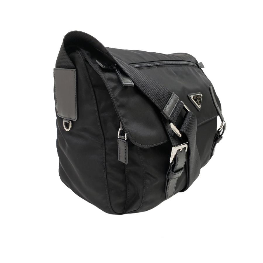 PRADA 【未使用品】 【プラダ】 1BD671 ナイロン 斜め掛け PRADA 【未使用品】 【プラダ】 1BD671 ナイロン 斜め掛け