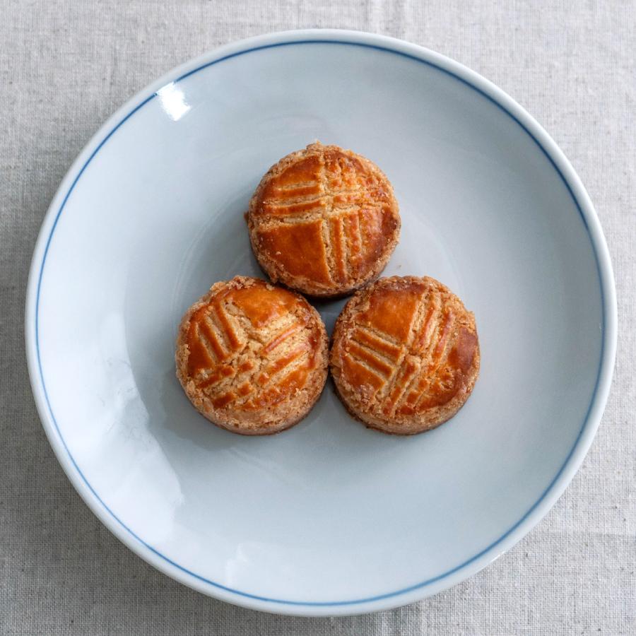 足立音衛門 【完売しました】足立音衛門 5個入 数量限定 ガレット・ブルトンヌ クッキー 高級 お取り寄せ 進物 ギフト スイーツ 和菓子 洋菓子 : 仏蘭西焼菓子調進所 足立音衛門 - 通販 ...