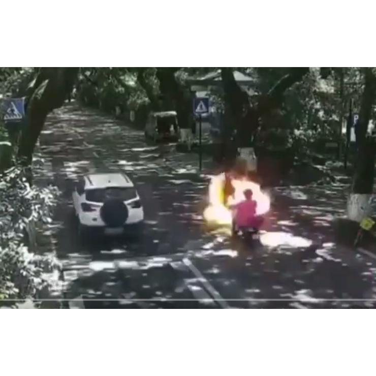 4本 容量偽装無 18650リチウムイオン電池 保護回路付 2600mah PSE認証済み : 76755878 : お得マーケット - 通販 - Yahoo!ショッピング