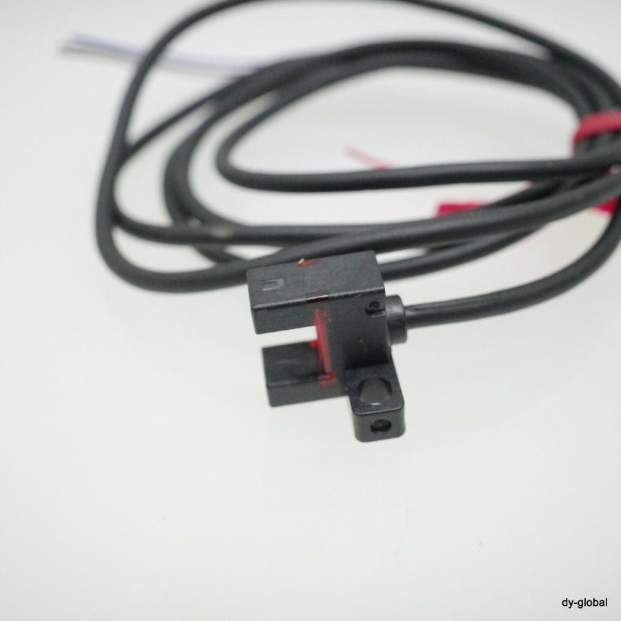 パナソニック マイクロフォトセンサー PM-F25 (UPMF 25) 超小型 ケーブル式 アンプ内蔵 コの字型 PM-25 Fタイプ|1本 ...