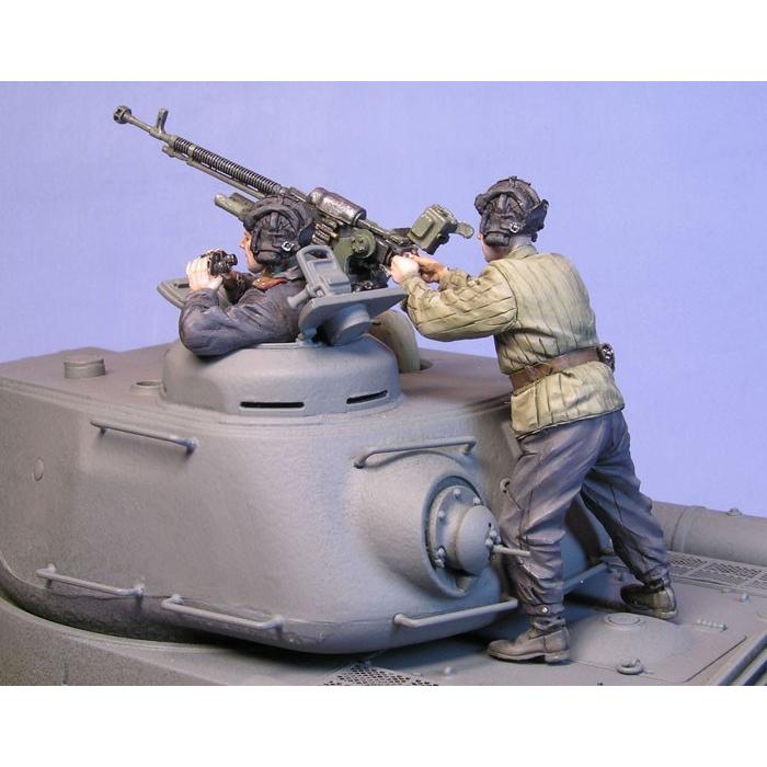タンクモデル T-35100 1/35 ソビエト JS-2 戦車兵 No.2 DShk機関銃付 1944-45 夏 3体 : ホビーショップ ...