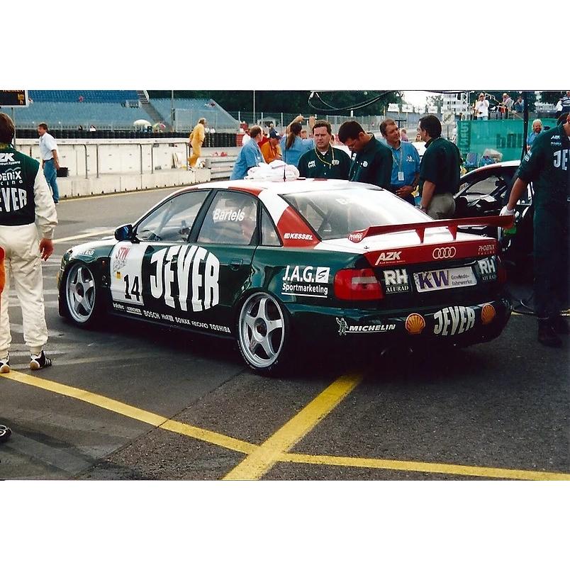 ZoomOn ZR095 1/24 18インチ OZ レーシング ホイール (アウディ A4 BTCC用) : ホビーショップ パンツァーレーア - 通販 - Yahoo!ショッピング