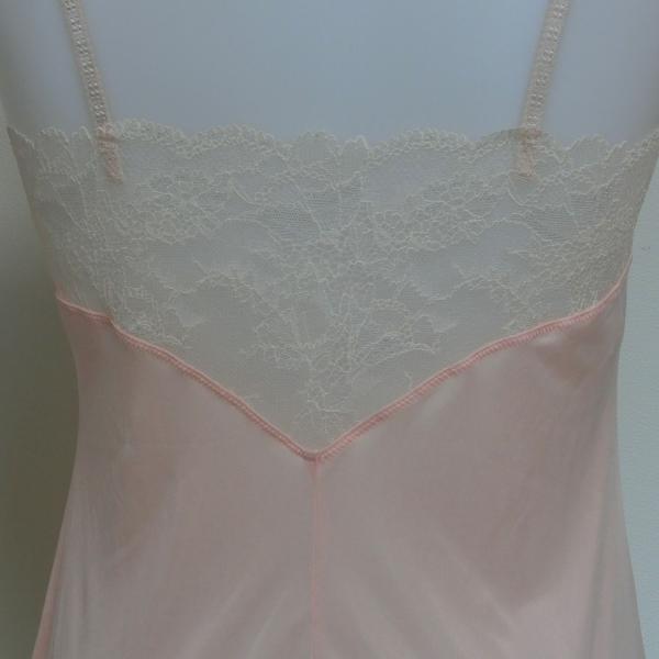 フロラーレ バイ トリンプ 【90】p1431 トリンプ フロラーレ キャミソール ピンク 10,780円 FLORALE by Triumph FL112 CAMI 10205762 ...