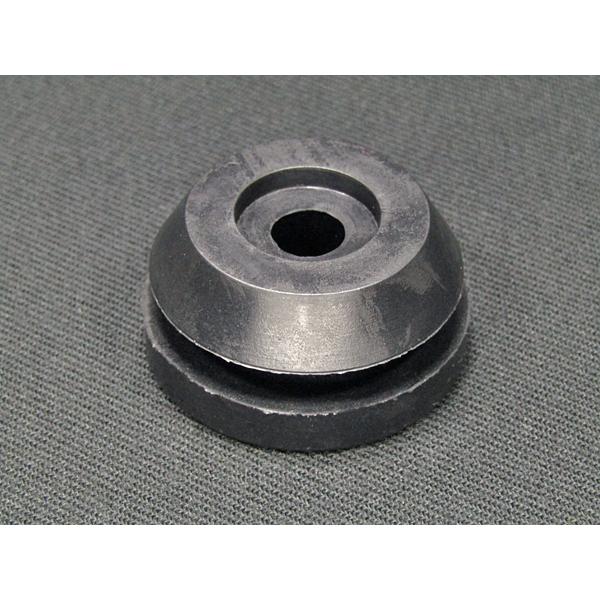Mercedes-Benz ベンツ純正品 ラジエターマウントラバーブッシュ〔下側用〕2個セット（A1635010181） : Parts ...