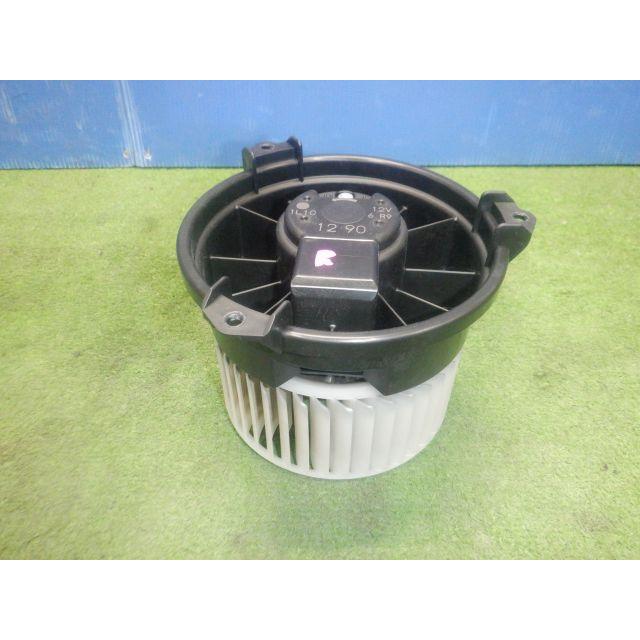 ★ヴォクシー ZWR80G ハイブリッドX 前期★リアクーリングモーター 87103-28111 : パーツポート1号店 - 通販 ...