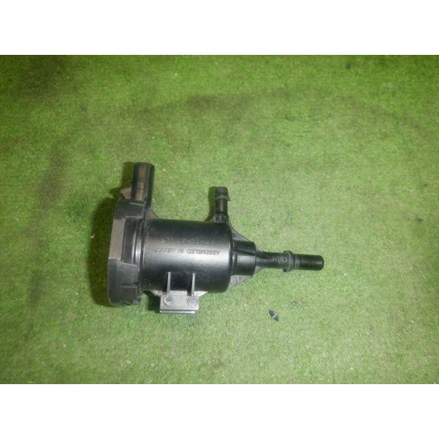 ★ベンツ 117942 X117 CLA180 シューティングブレーク スポーツ 後期★キャニスターバルブ A 001 476 05 32 ...