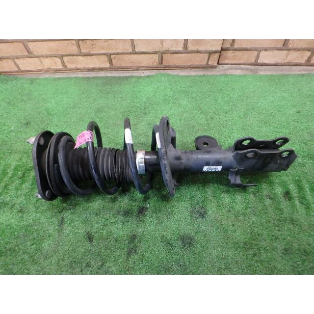 ブレイド AZE156H フロント右ストラット 209 KYB 48510-12C70 48510-80353 : 大晃商事SHOP2 ...