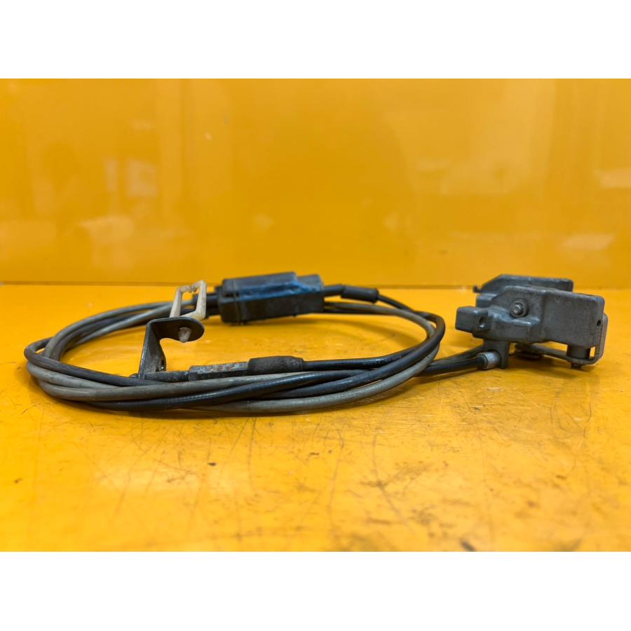 【送料無料!!】[WR 57875]ヤマハ YAMAHA マジェスティ250 SG03J-042 シートロック ホルダー ワイヤー ...