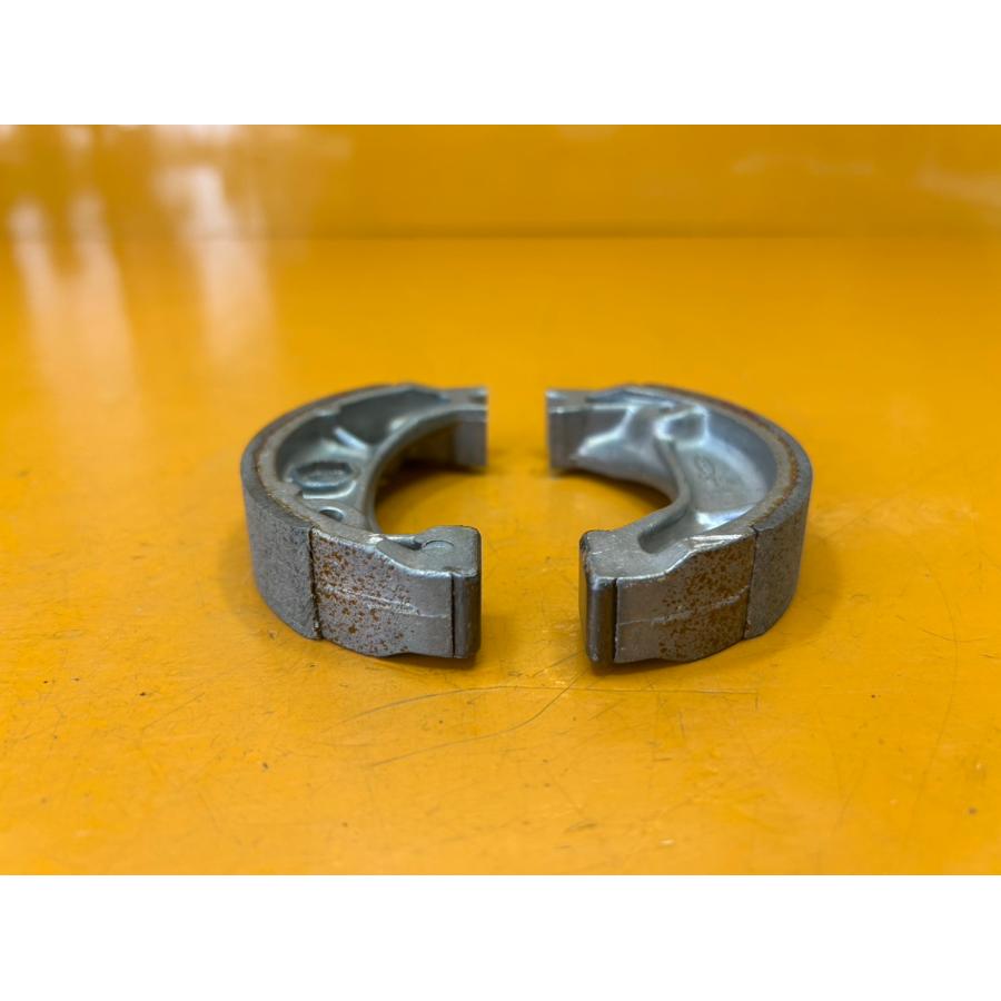 【送料無料!!】73936 新品 HONDA ホンダ ジャイロ タクト 純正ブレーキシュー 06430-GY1-922 : PAWNS ...